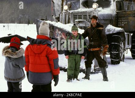 SNOW DAY, Josh Peck, Chris Elliott, 2000, (c)Paramount/courtesy Everett ...