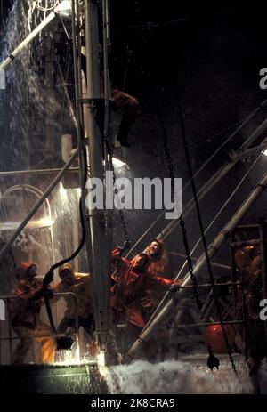 THE PERFECT STORM, John C. Reilly, Hayden Tank, 2000, (c) Warner ...