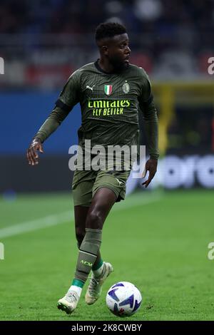 Divock Origi of Ac Milan controls the ball during the Serie A match ...