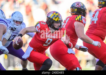 Maryland quarterback Billy Edwards Jr. passes against Towson in an NCAA ...