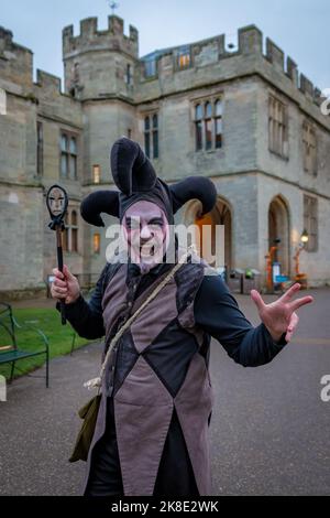 Warwick, UK. 22nd Oct, 2022. Scares a plenty as Warwick Castle shows ...
