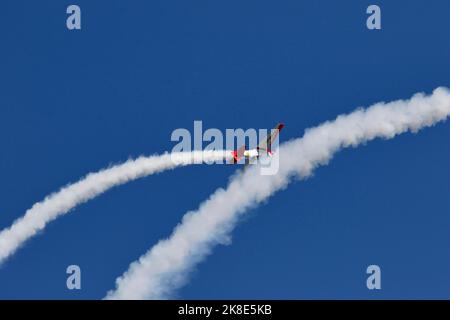 Airplane demonstration flight, airshow, Mirabel, Province of Quebec ...