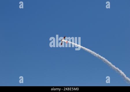 Airplane demonstration flight, airshow, Mirabel, Province of Quebec ...