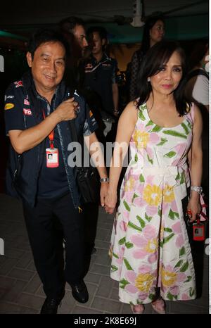 Daranee Yoovidhya Red Bull Erbin Thailand, The Thai Family holds a ...