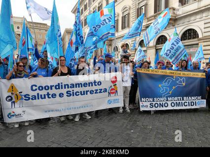 DEMONSTRATION FOR SAFETY IN THE WORKPLACE Stock Photo - Alamy