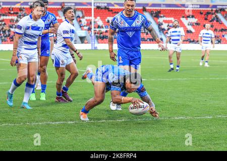 Brian To'o of Samoa goes over for a try during the Rugby League World ...