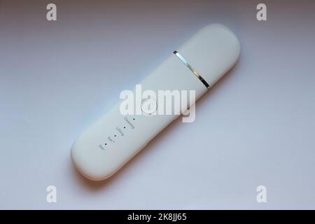 Ultrasonic peeling is a surface physical peeling that provides ...