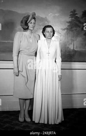 Oslo 19470511. Princess Ragnhild photographed at the castle in ...