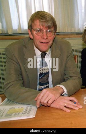 Oslo. Norway signs the Schengen agreement (under strong criticism from ...