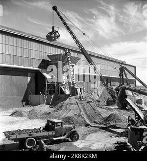 Sola 1949: Sola Airport is expanded. Total construction costs about NOK ...