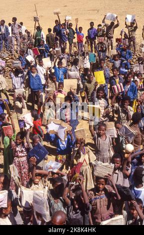 CHILDREN AT PRIMARY SCHOOL TIGRAY ETHIOPIA 1994 Stock Photo - Alamy