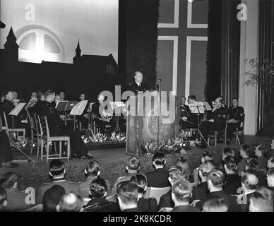 Oslo February 1943. Minister President Vidkun Quisling (in the middle ...