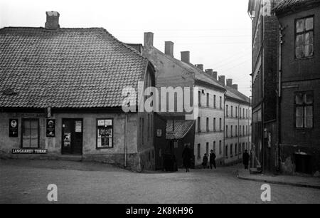 Oslo 1933 Some of the old buildings on Hammersborg before demolition ...