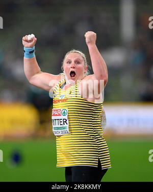 jubilation Julia RITTER (GER/ 6th place) Women's final shot put on ...