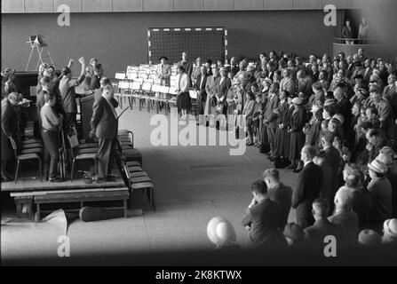 Oslo 1960. Meeting in the Maran Ata congregation, with Aage Samuelsen ...