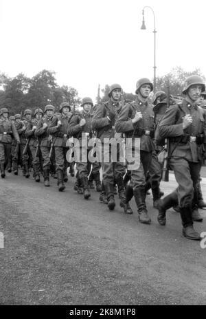 Oslo October 1942. The Norwegian Legion with Parade at the Palace ...