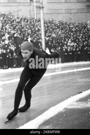 Oslo 19470215 World Cup on skates, quick races, 5000 meters. Reidar ...