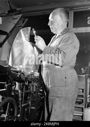 Oslo 1950 The weekly magazine "Current" is five years old, the first ...