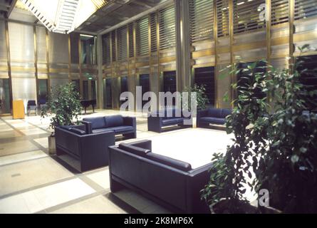 Oslo 19861008. Norges Bank Nybygg is opened. It is high under the roof ...