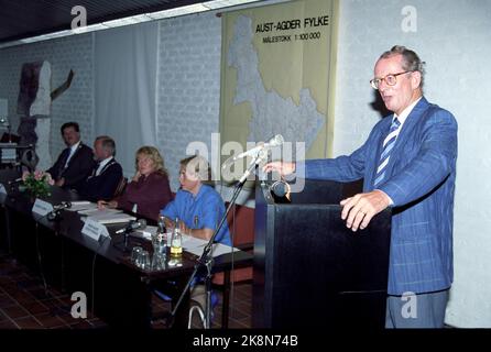 Arendal 19900815. County Meeting in Arendal, group of all the county ...