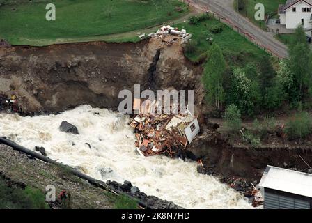 Thirteen. Flood disaster in Eastern Norway. Due to snowmelt and rain ...