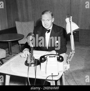 Oslo 19480103 The short wave transmitter in Fredrikstad is put into ...