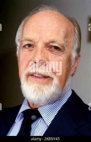 Oslo 19871116. Actor Lasse Kolstad appointed Knight 1st Class of the ...