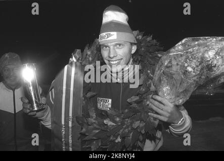 Jevnaker 19860112. NM skating, men. Skater Rolf Falk-Larssen in action ...