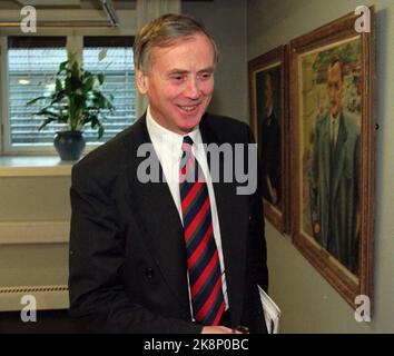 Oslo. Unrest in NSB. Chairman Arne Rettedal is for privatization of ...