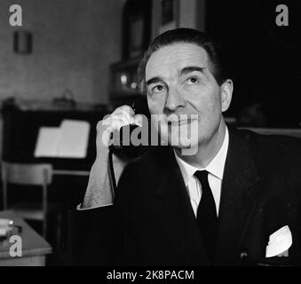 Oslo February 27, 1963. Artist Jens Book-Jenssen with telephone tube in ...