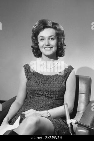 Oslo 19720101. New Year's Eve 1972 introduced NRK's official color ...