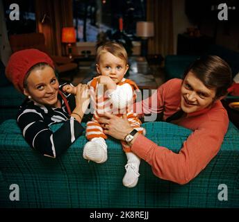 Sandefjord 19701210 Dizzie Tunes member Yngvar Numme (TV) with Mrs ...