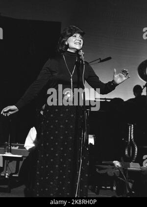 Oslo March 15, 1975. Spellemannpris. Rigmor Lange received the prize ...