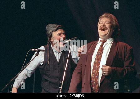 Svalbard 199112: The royal couple visit Svalbard. Picture: Party ...