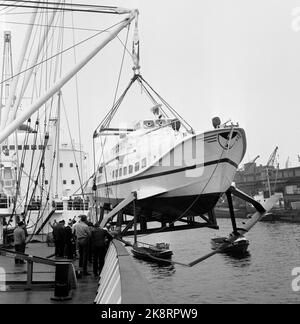 Bergen June 1960 The Hydrofoil boat Vingtor is the first hydrofoil boat ...
