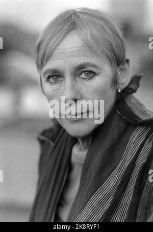 19871127: Henny Moan. Norwegian actor. Born 1936. NTB archive Stock ...