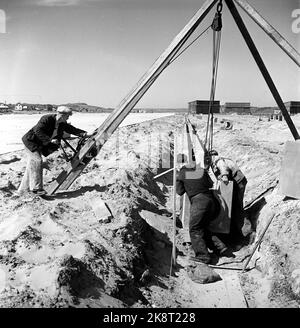 Sola 1949: Sola Airport is expanded. Total construction costs about NOK ...