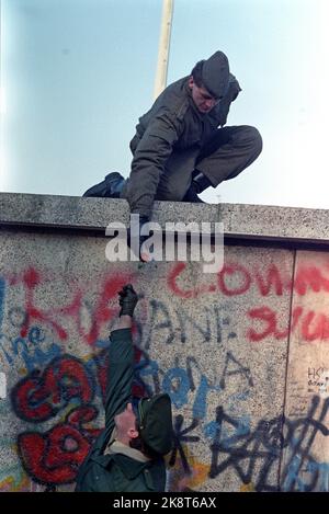 Berlin, Germany 19891112: Fall of the Berlin Wall: The wall between ...