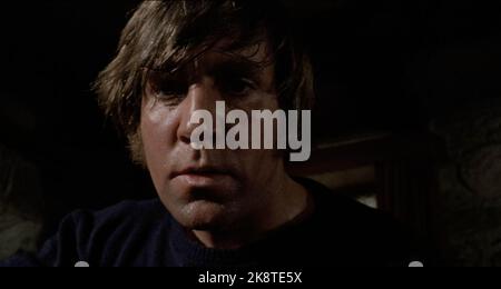STRAW DOGS (1971) DEL HENNEY SAM PECKINPAH (DIR) 009 MOVIESTORE ...