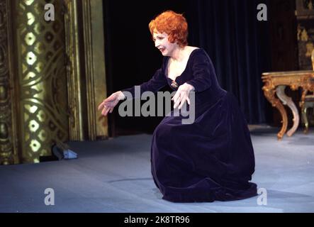 Oslo 19951230 Actress Wenche Foss celebrates its 60th anniversary as a ...
