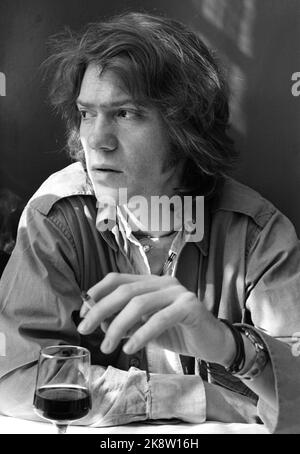 Oslo April 17, 1971. Actor Svein Sturla Hungnes plays both theater and ...
