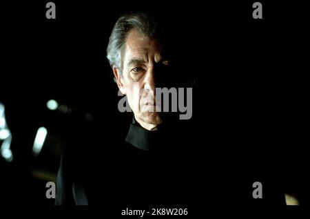 Ian Mckellen Film: X-Men (USA 2000) Director: Bryan Singer 13 July 2000 ...