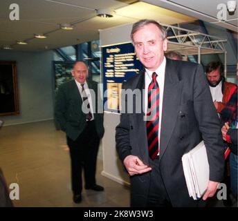 Oslo. Unrest in NSB. Chairman Arne Rettedal is for privatization of ...