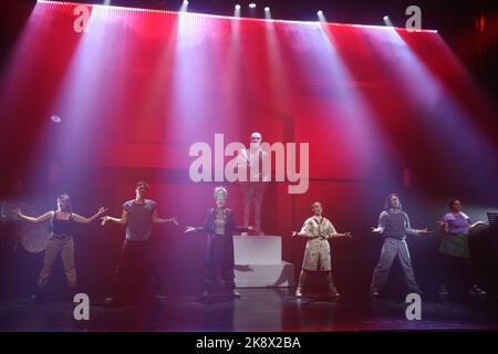 Sydney, Australia. 25th October 2022. Cast perform during a media call ...