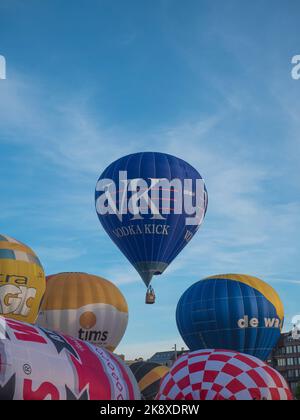 Sint Niklaas, Belgium, 04 September 2022, special shape hot air balloon ...