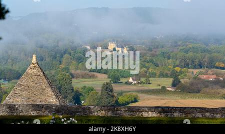 Chateau de Fayrac, a private castle residence in Dordogne France Stock ...