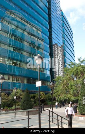 Modern Building, Aldgate, East End, London Stock Photo - Alamy