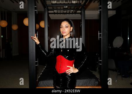 Princess Maywa Leon auf der 25. Venus Berlin 2022 in den Messehallen ...