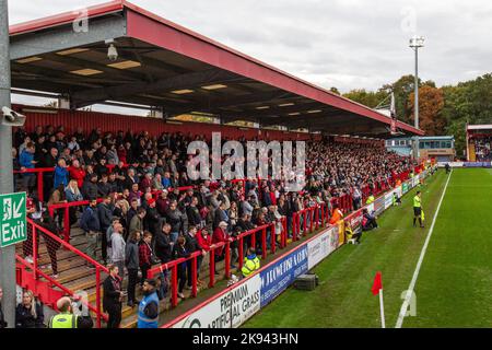 Traditional standing terrace at English football stadium Stock Photo ...