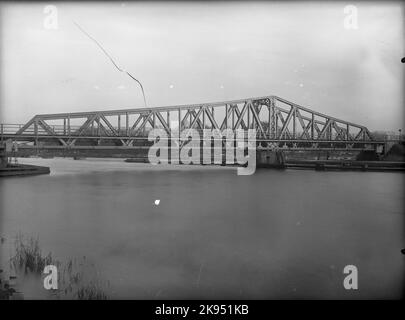 Turn bridge from the northwest Stock Photo - Alamy